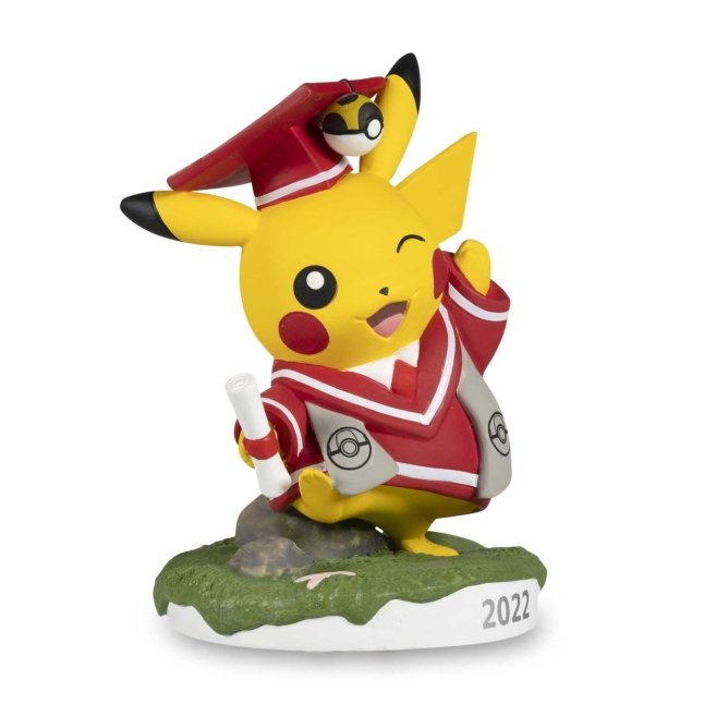 Graduation Pikachu 2022: Pikachu (Male) Figure | Pokémon Center UK ...