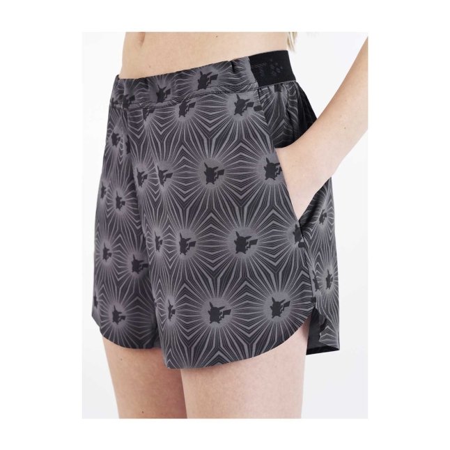 Pokémon Center × Craft: Pikachu Essence Black Stretch Shorts - Women ...