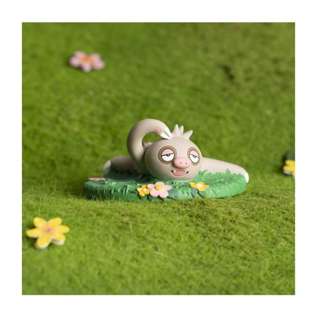 Pokémon Moods: Slakoth Relaxed Figure | Pokémon Center Canada Official Site