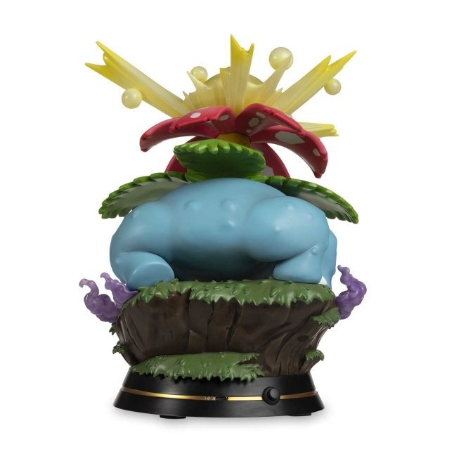 Venusaur Charging Light Figure by First 4 Figures | Pokémon Center ...