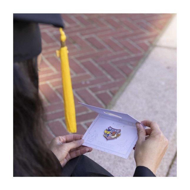 Graduation Pikachu & Eevee 2024 Pokémon Pin & Greeting Card | Pokémon ...