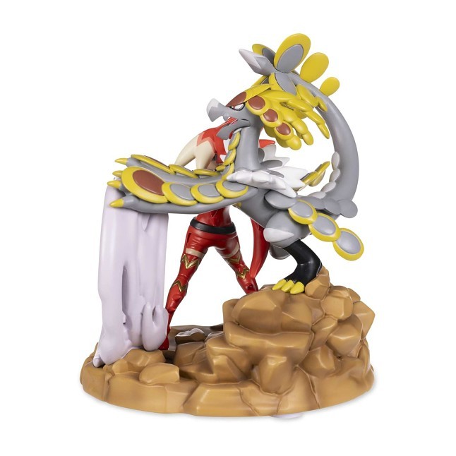 Ryuki & Kommo-o Pokémon Trainers Figure | Pokémon Center Canada ...