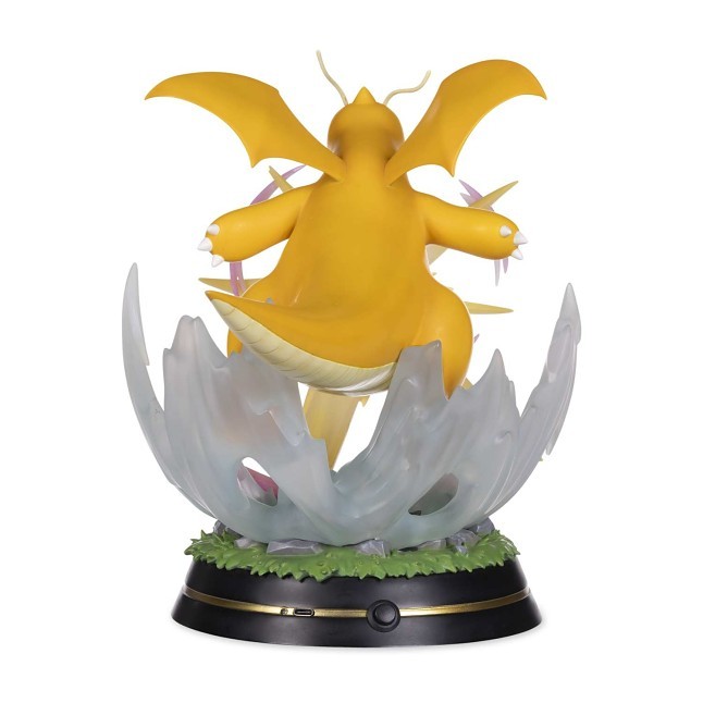 Dragonite Piercing Beam Figure by First 4 Figures | Pokémon Center ...