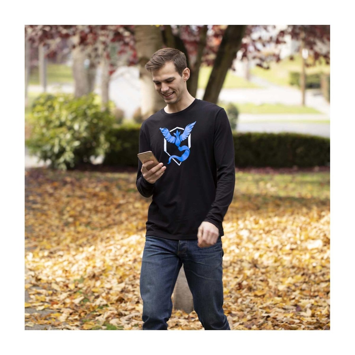 Pokémon GO Team Mystic Fitted Long-Sleeve T-Shirt - Men | Pokémon ...
