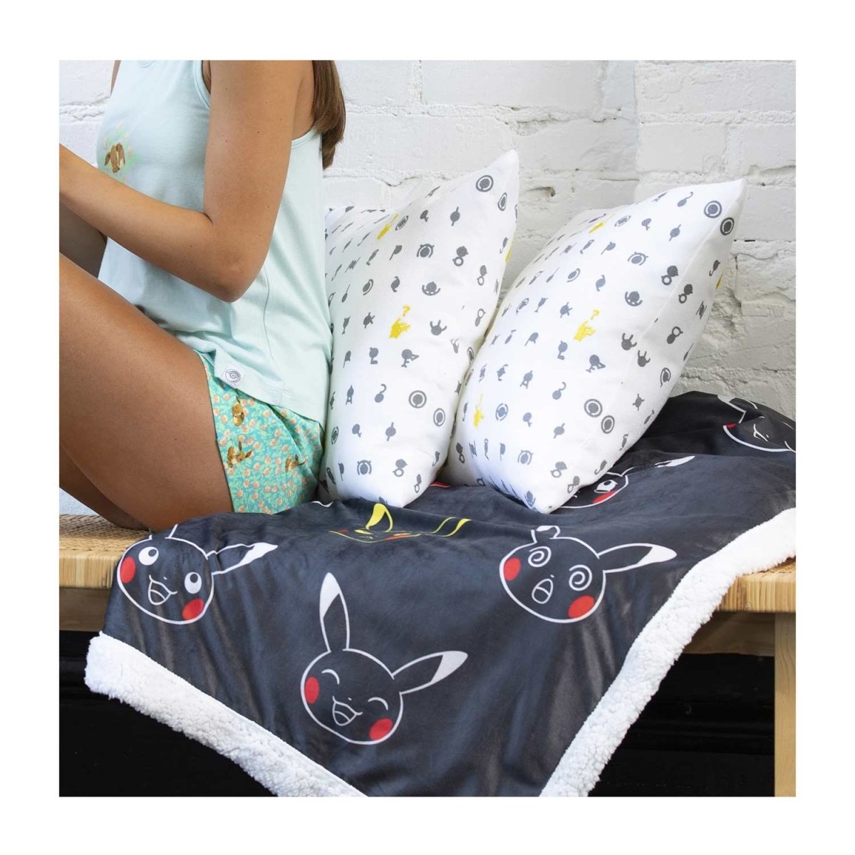 Pokémon Accents: Unown White Throw Pillow | Pokémon Center Official Site