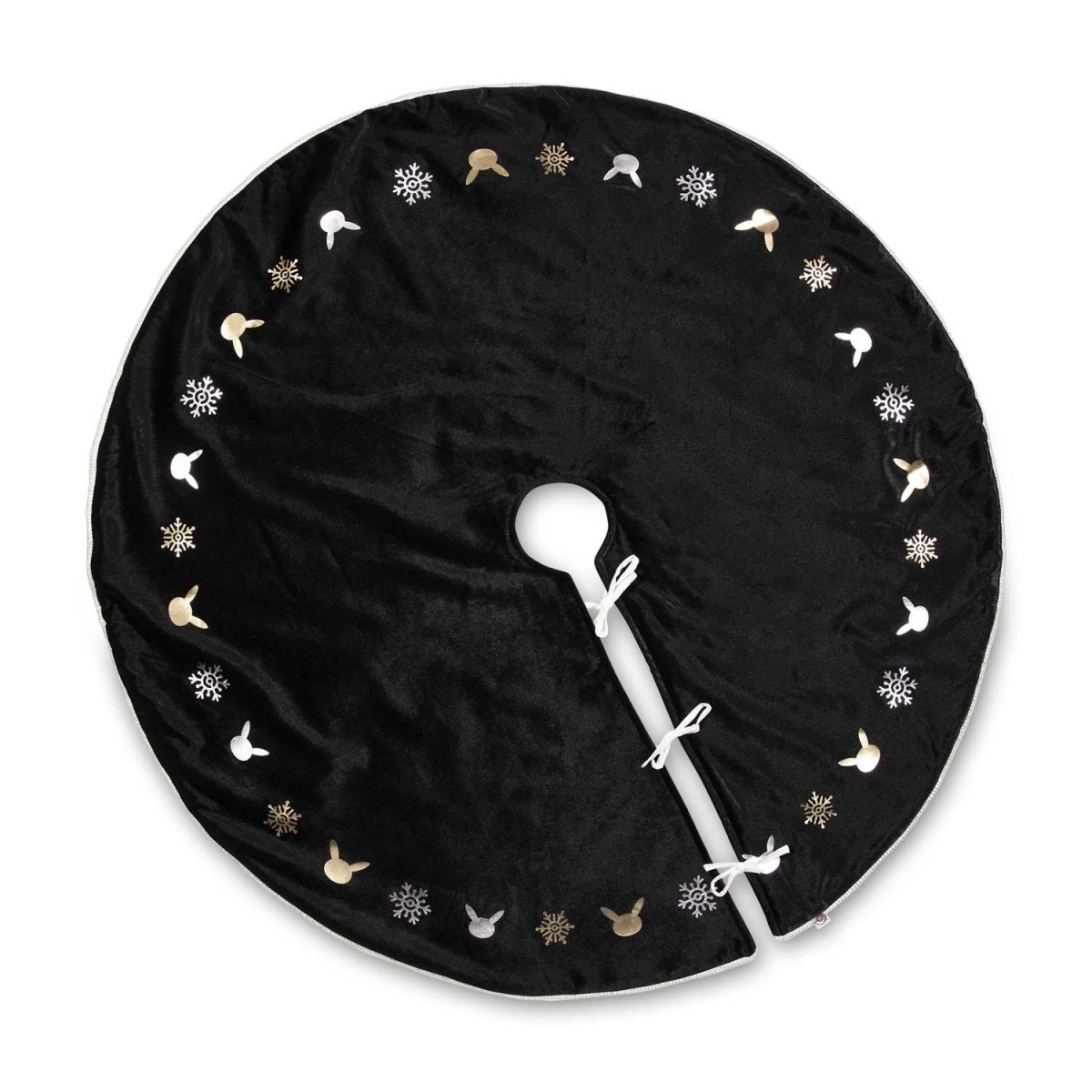 Pokémon Winter Wonders Tree Skirt | Pokémon Center Official Site