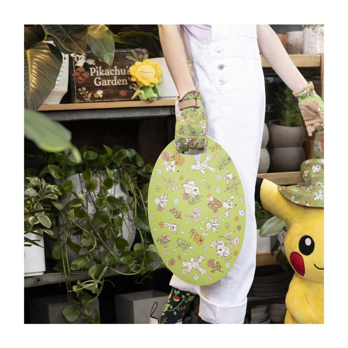 Pokémon Gardening Kneeling Pad | Pokémon Center Official Site