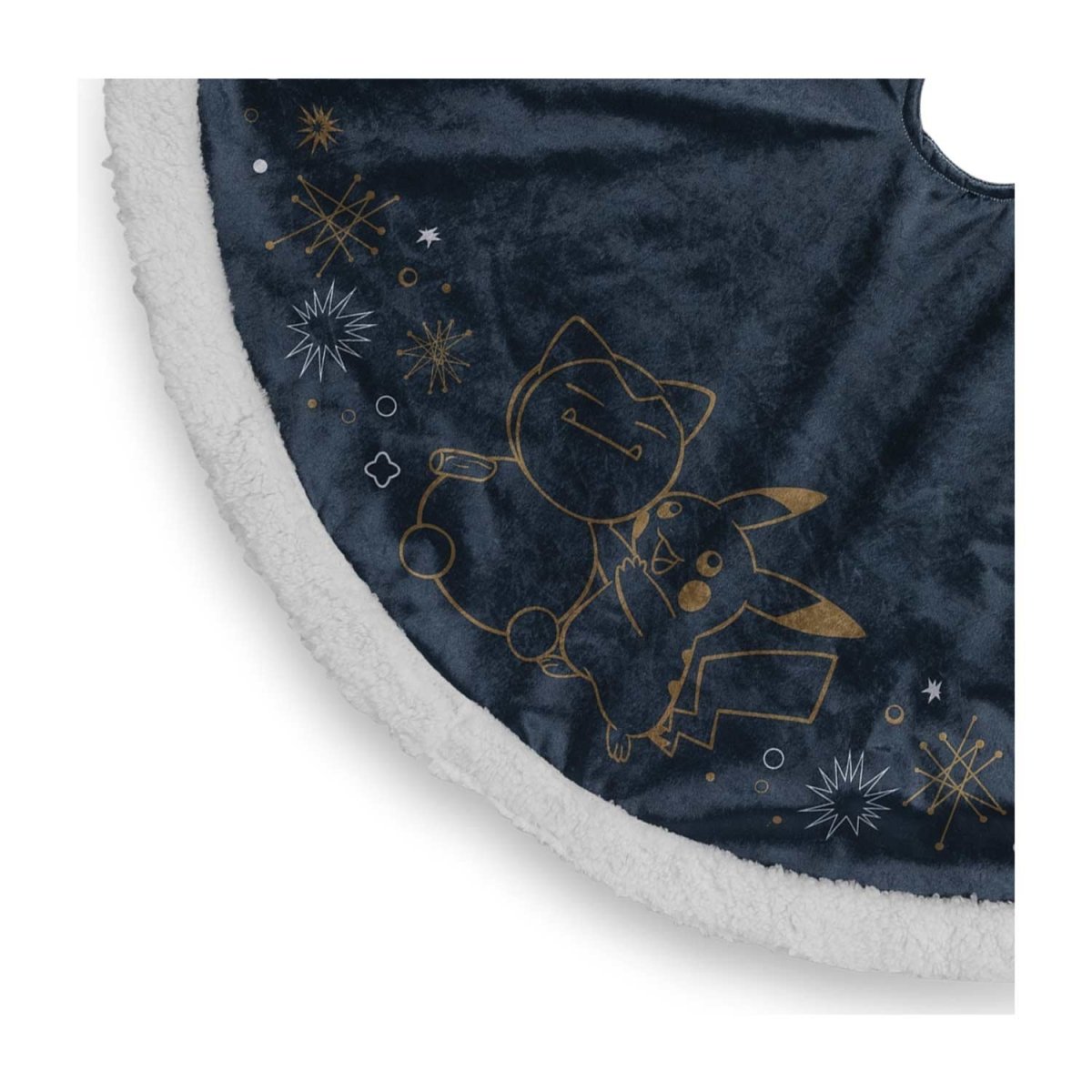 Pokémon Winter Wonders Blue Tree Skirt | Pokémon Center Official Site