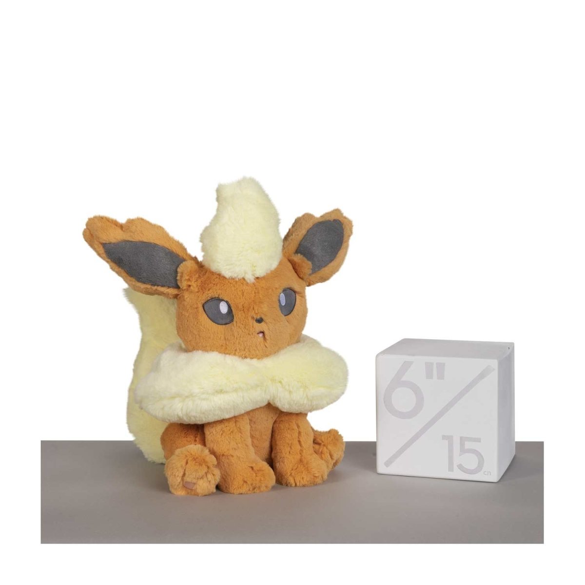Flareon Comfy Friends Plush - 17 ¼ In. | Pokémon Center UK Official Site