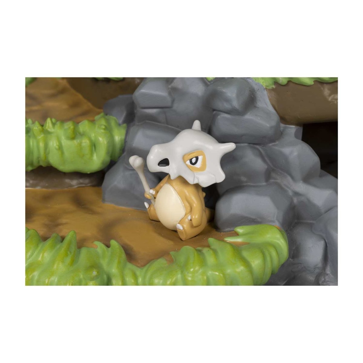 Pokémon Center Mountain of Discovery Figure | Pokémon Center UK ...