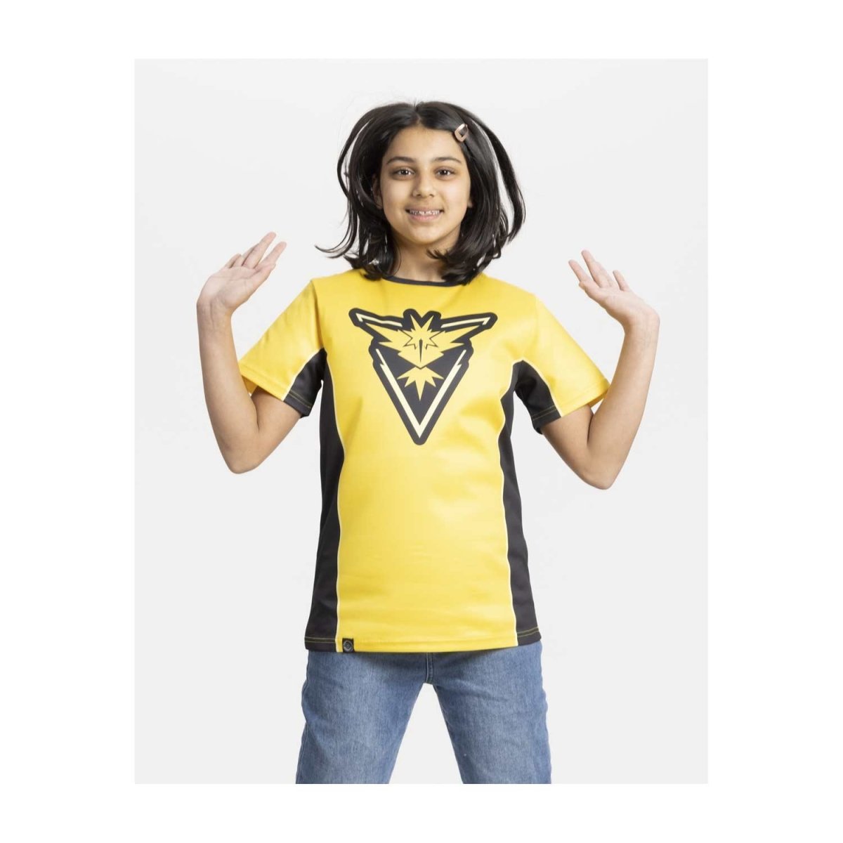 Pokémon GO Teams: Team Instinct Yellow & Black Crew Neck T-Shirt ...