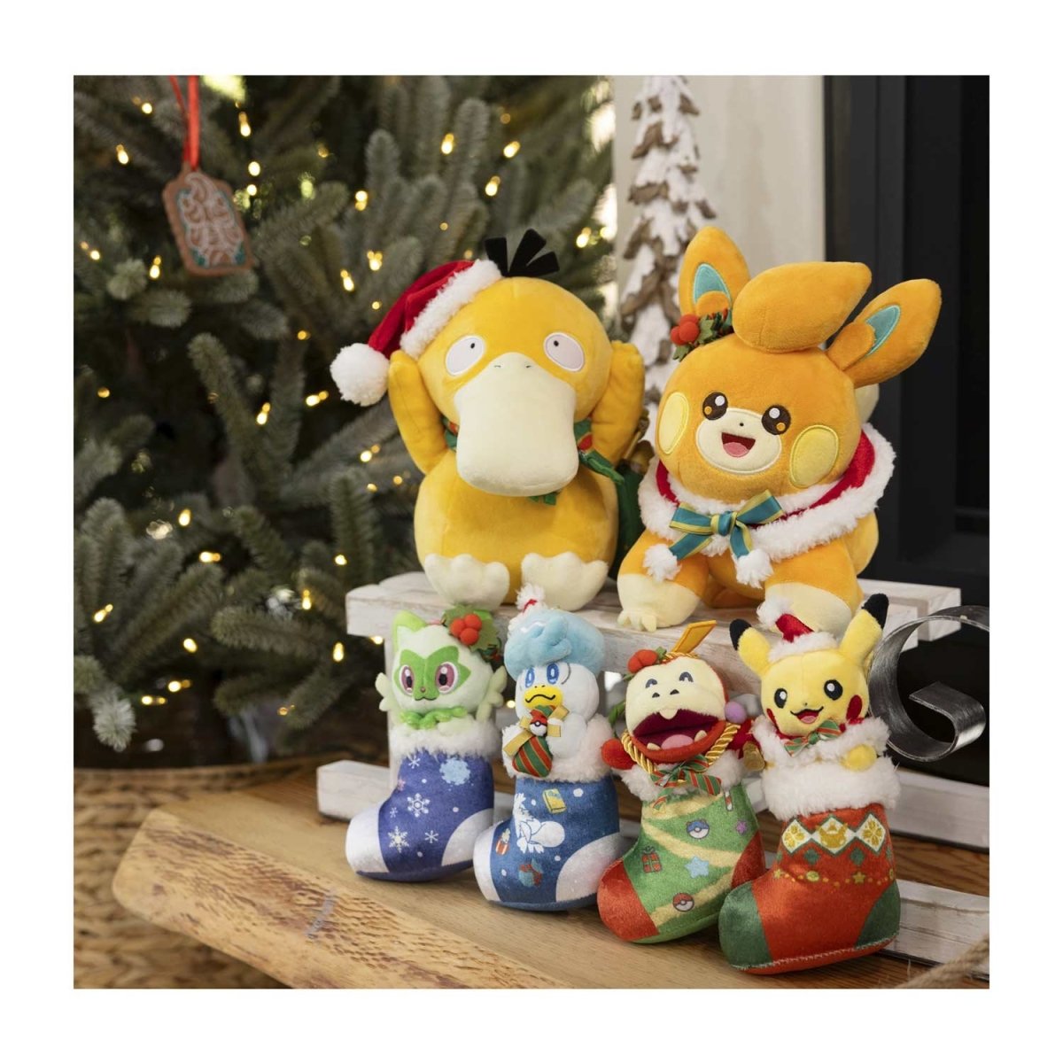 Fuecoco Pokémon Holiday Festival Plush Key Chain | Pokémon Center UK ...