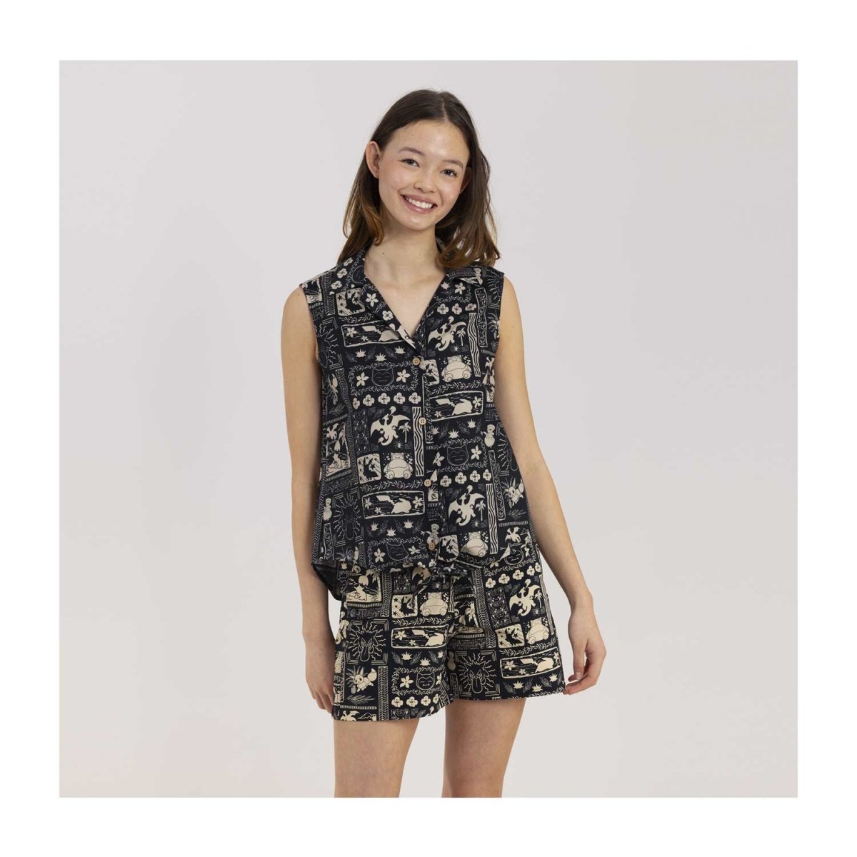 Island Vibes Pokémon Tropical Shorts - Women | Pokémon Center Official Site