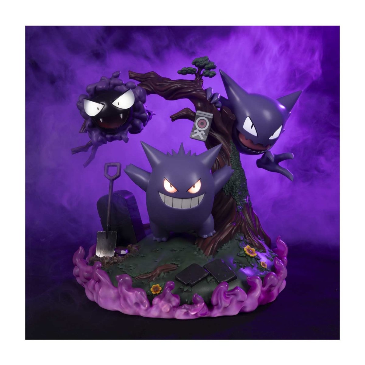 Looming Shadows Figure by First 4 Figures