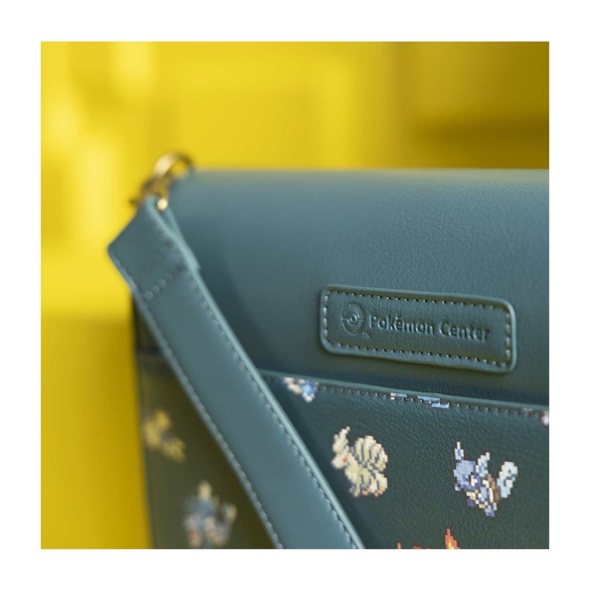 Pokémon Pixel Pin Collector Shoulder Bag | Pokémon Center Official Site