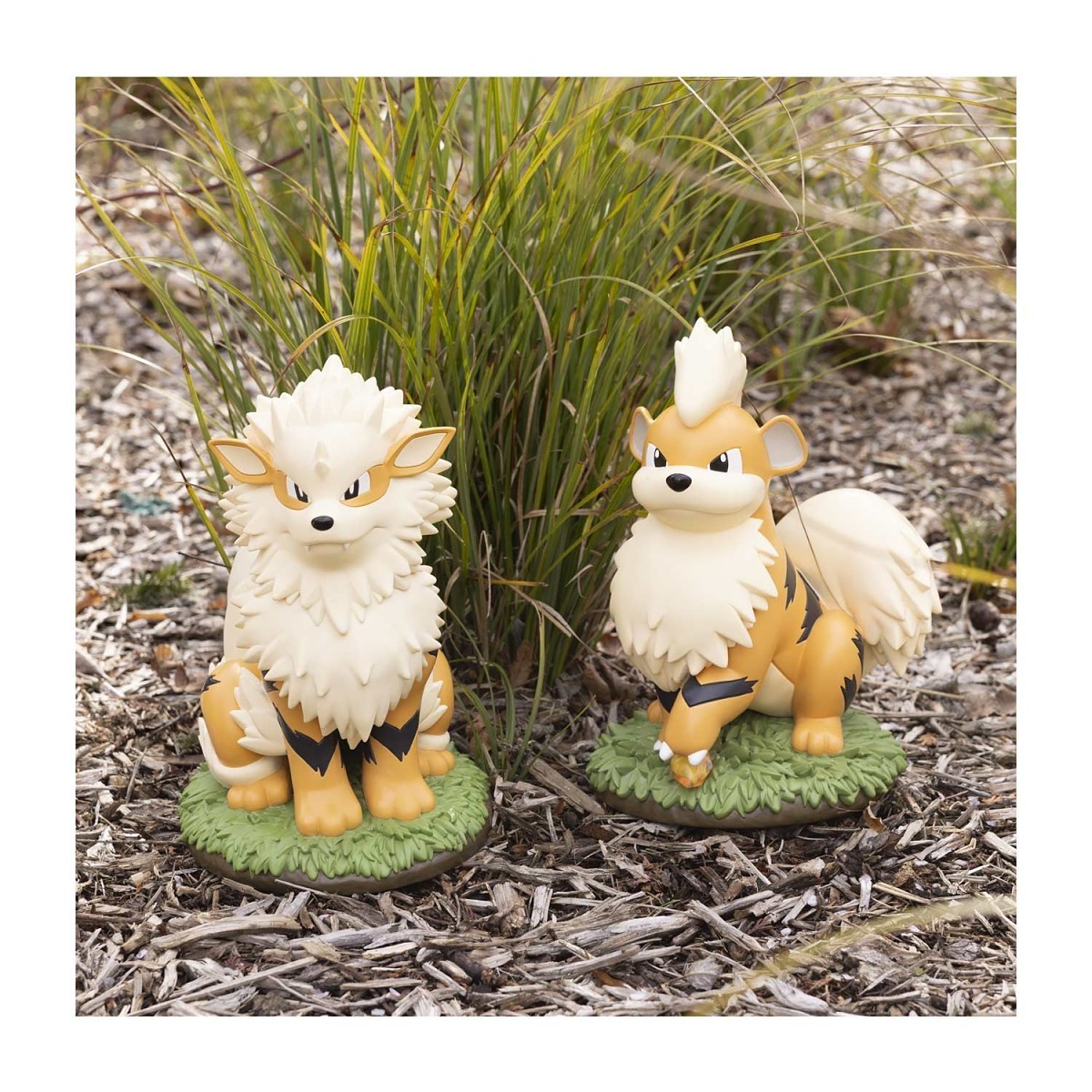 Growlithe Pokémon Garden Statue | Pokémon Center Canada Official Site