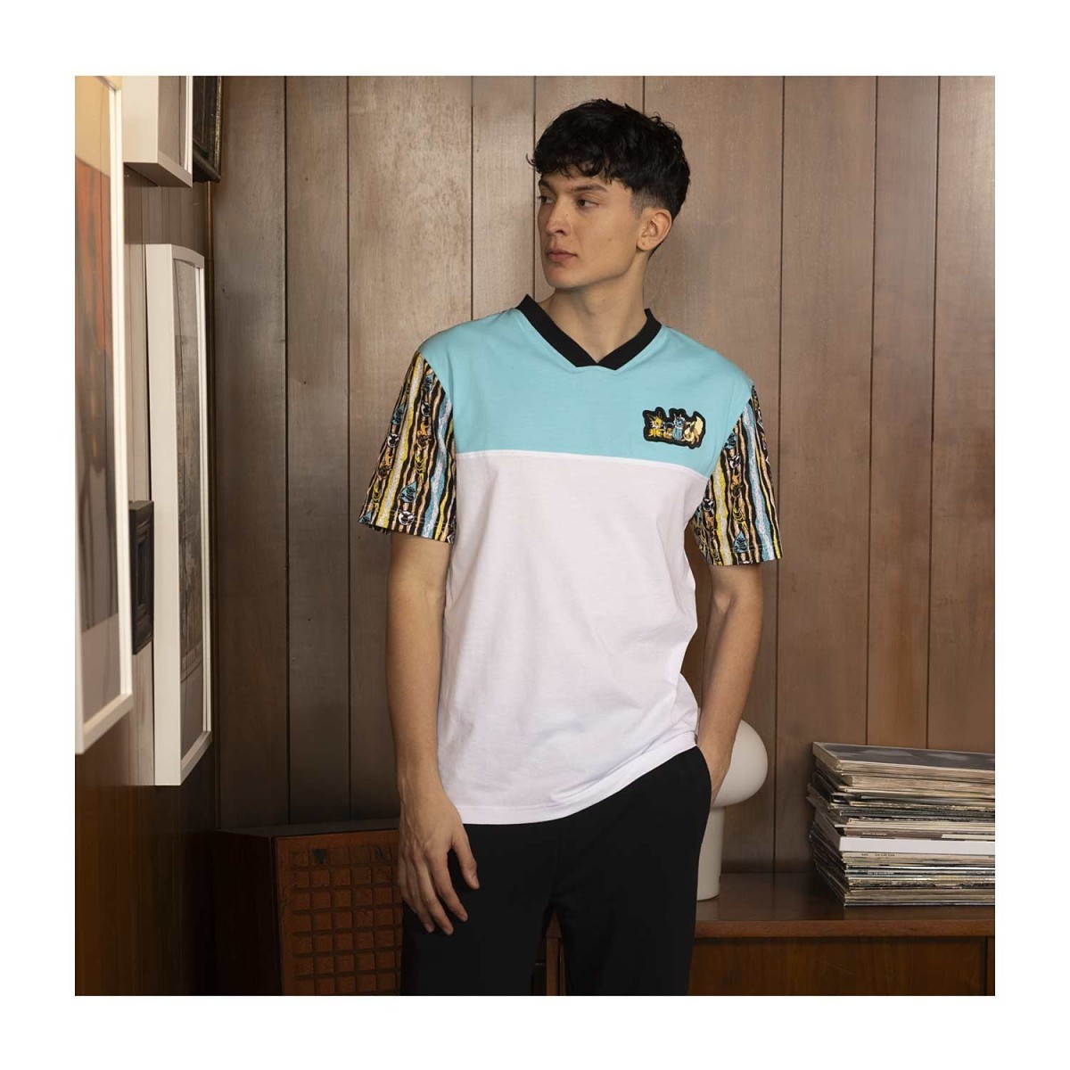 Eevee Evolutions: Eevee & Friends Notch Neck T-Shirt - Men | Pokémon ...