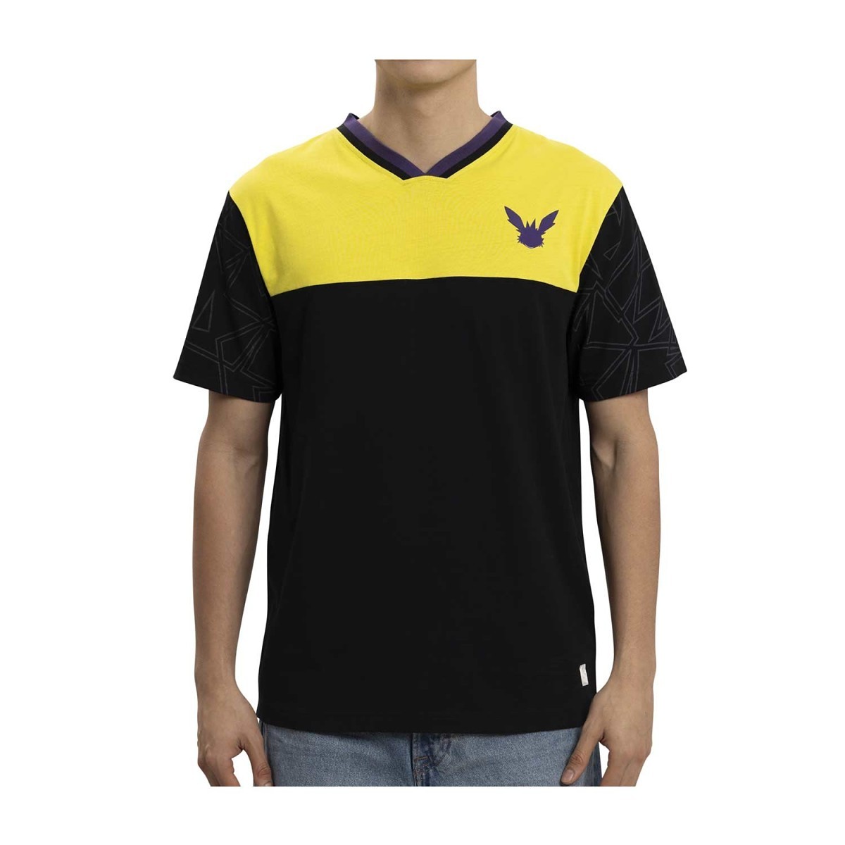 Eevee Evolutions: Jolteon Notch Neck T-Shirt - Men | Pokémon Center ...