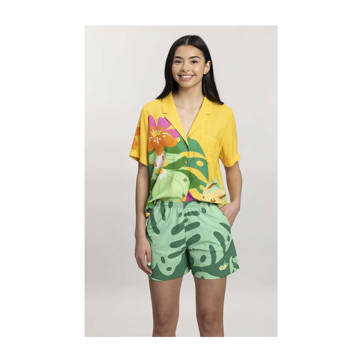 Pokémon Tropical Among the Leaves Shorts - Women | Pokémon Center UK ...