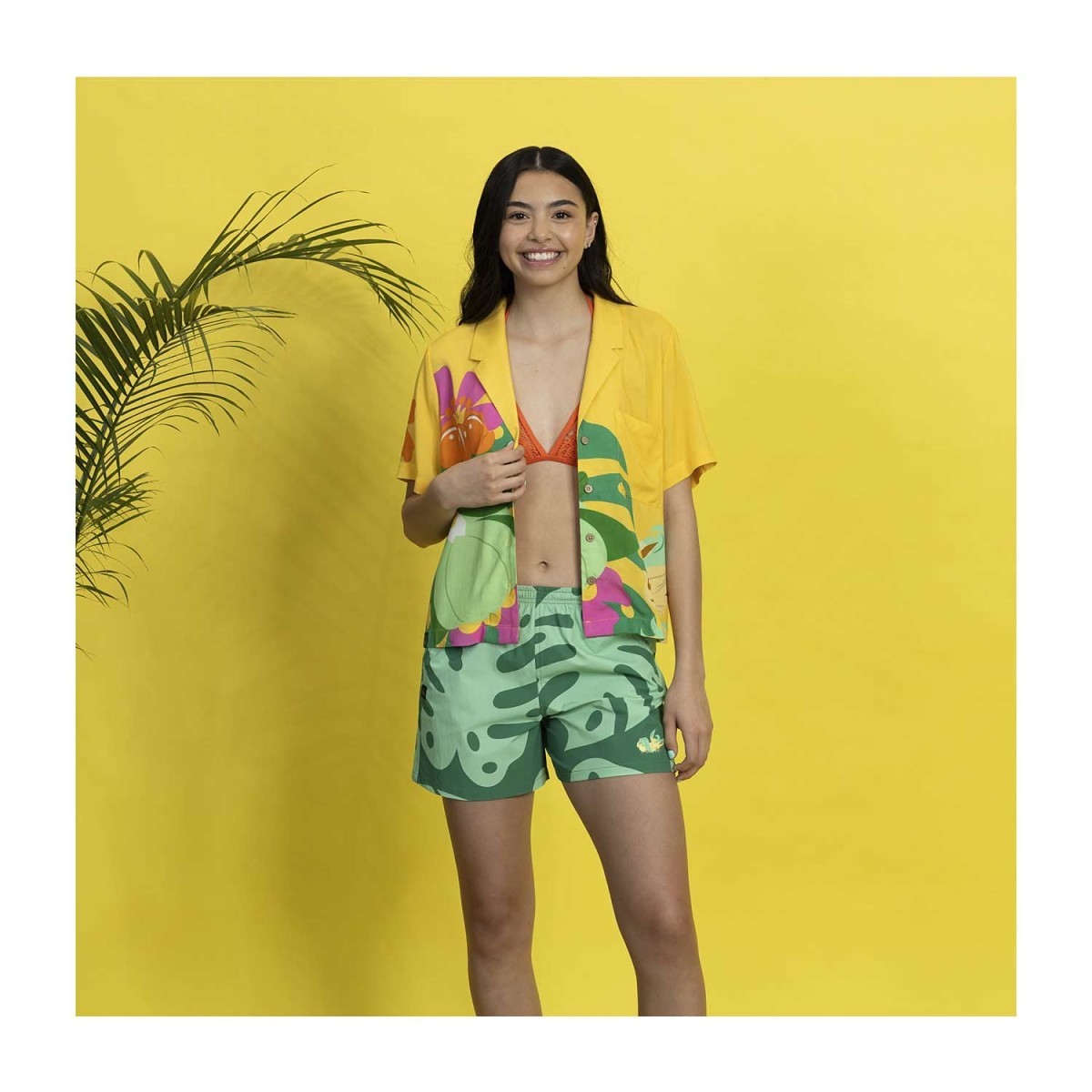Pokémon Tropical Among the Leaves Shorts - Women | Pokémon Center UK ...