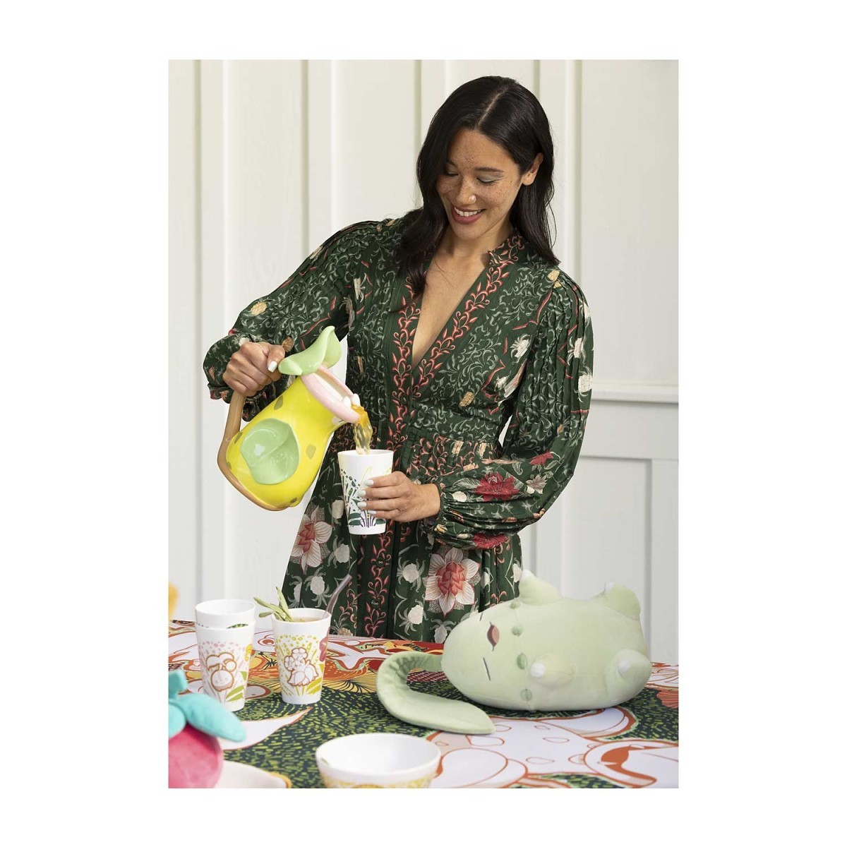 Victreebel Ceramic Pitcher | Pokémon Center Official Site