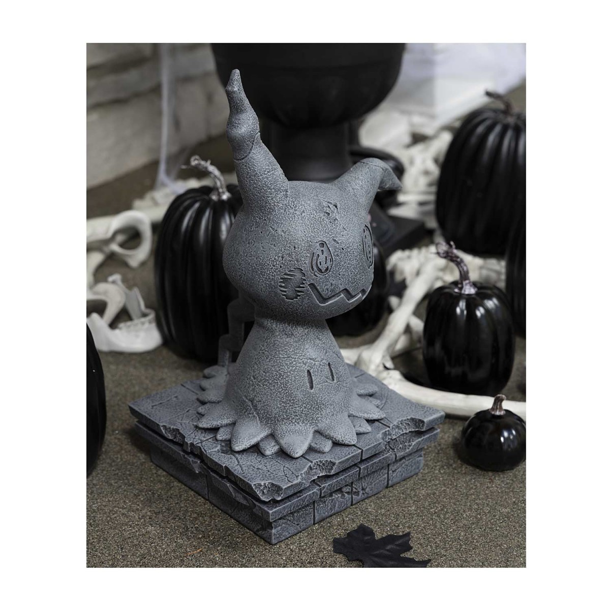 Mimikyu Pokémon Yard Statue | Pokémon Center Official Site