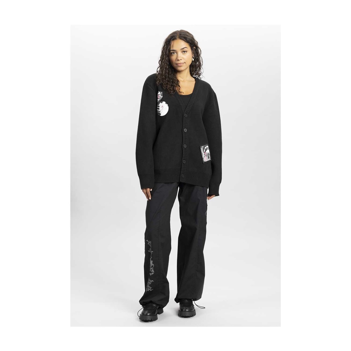 Obstruct Dark Noise Relaxed-Fit Pants - Women | Pokémon Center Germany ...