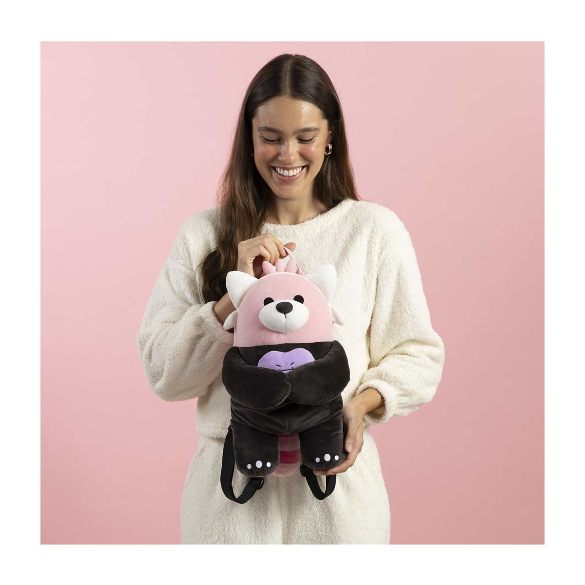 Bewear Hug Plush Backpack | Pokémon Center Official Site
