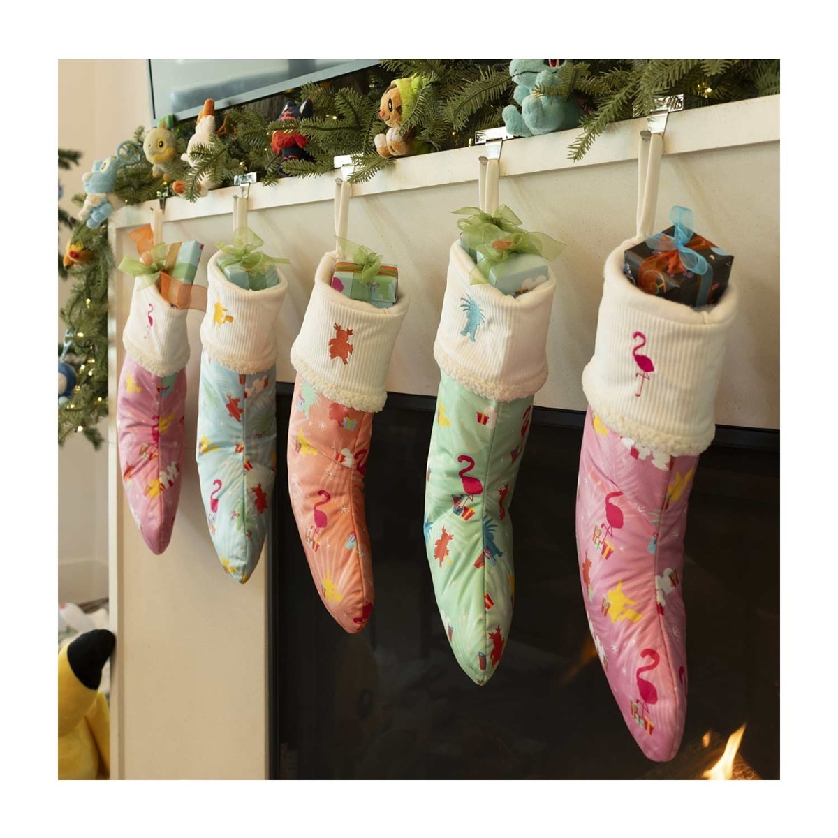 Exeggutor Pokémon Holiday Stocking | Pokémon Center Germany Official Site