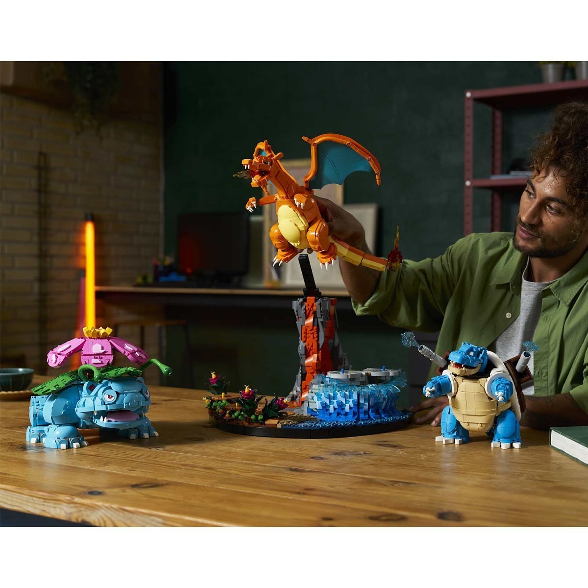 LEGO® Pokémon™ Venusaur, Charizard & Blastoise | Pokémon Center UK ...