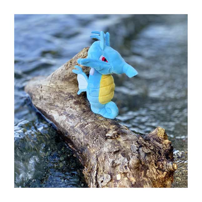 Kingdra Sitting Cuties Plush - 7 ¾ In. | Pokémon Center UK Official Site