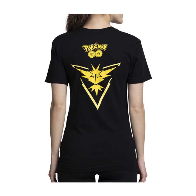 Team Instinct Pokémon GO Teams Relaxed Fit Crew Neck T-Shirt - Adult ...